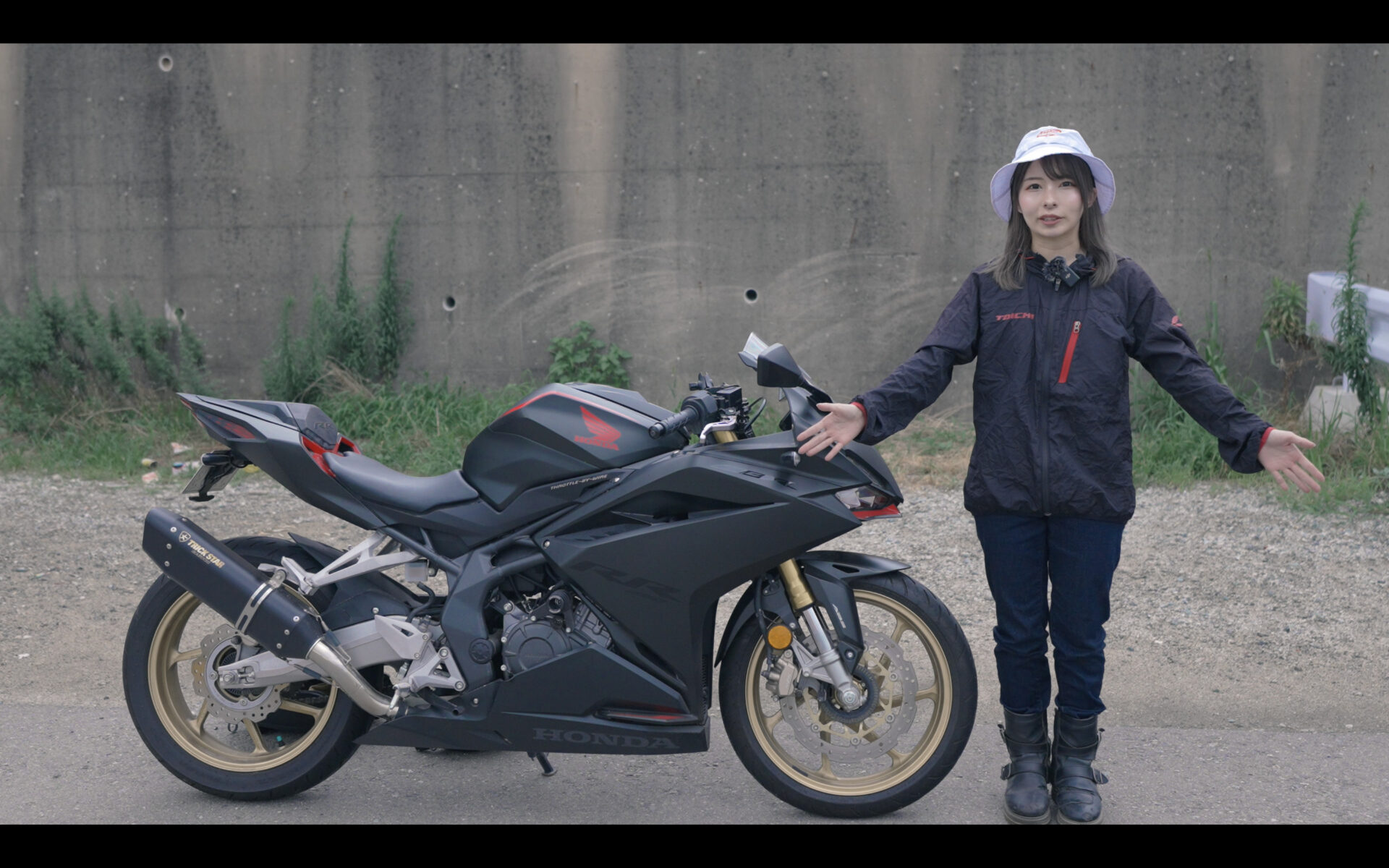 低身長145cmでも安全で楽しいバイクライフ！こつぶの足つき対策教えます！ - Moto Connect(モトコネクト)