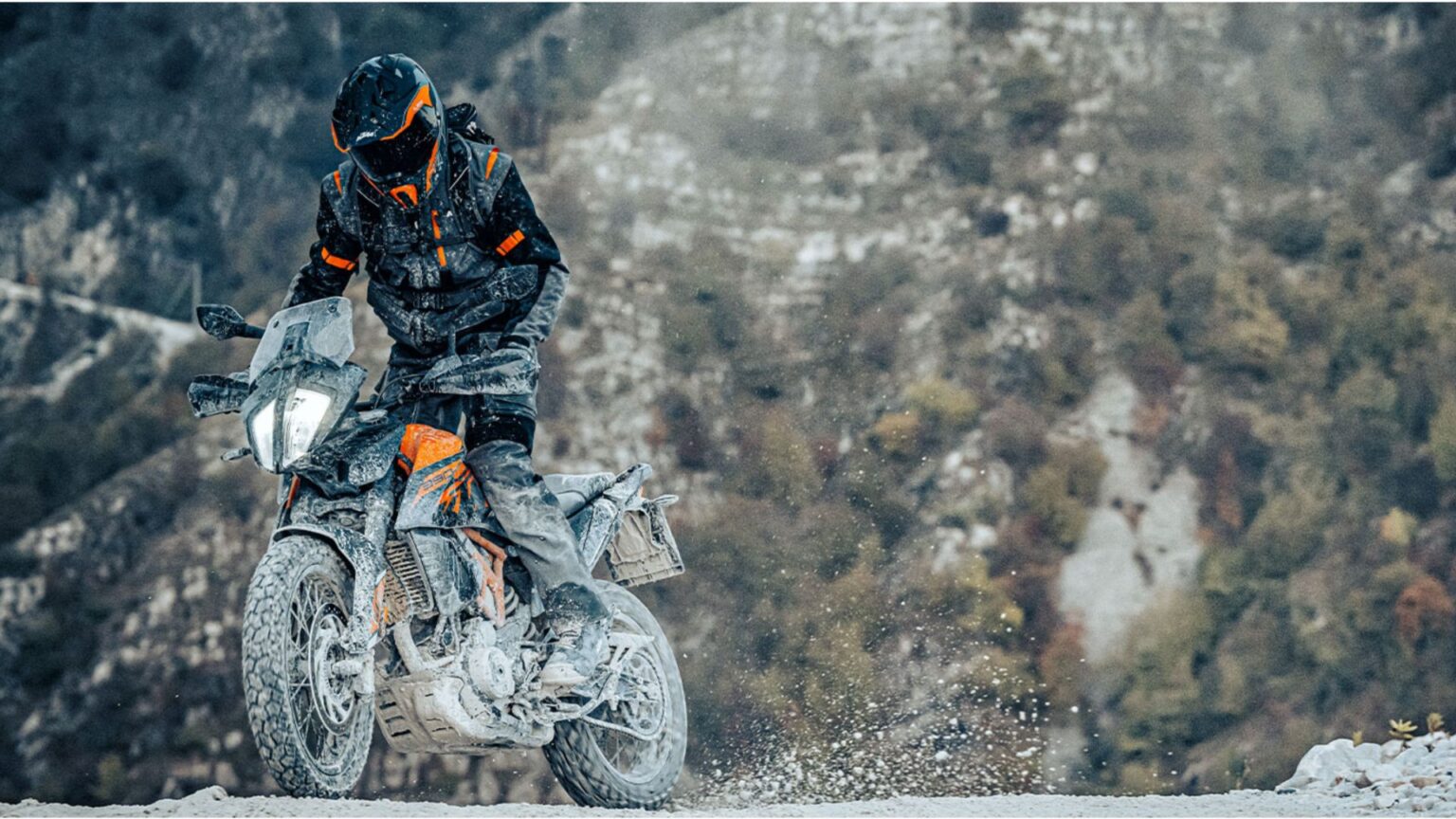 【2023年最新】中型バイクのオススメ車種11選。現役中型オーナーがまとめます！ - Moto Connect(モトコネクト)